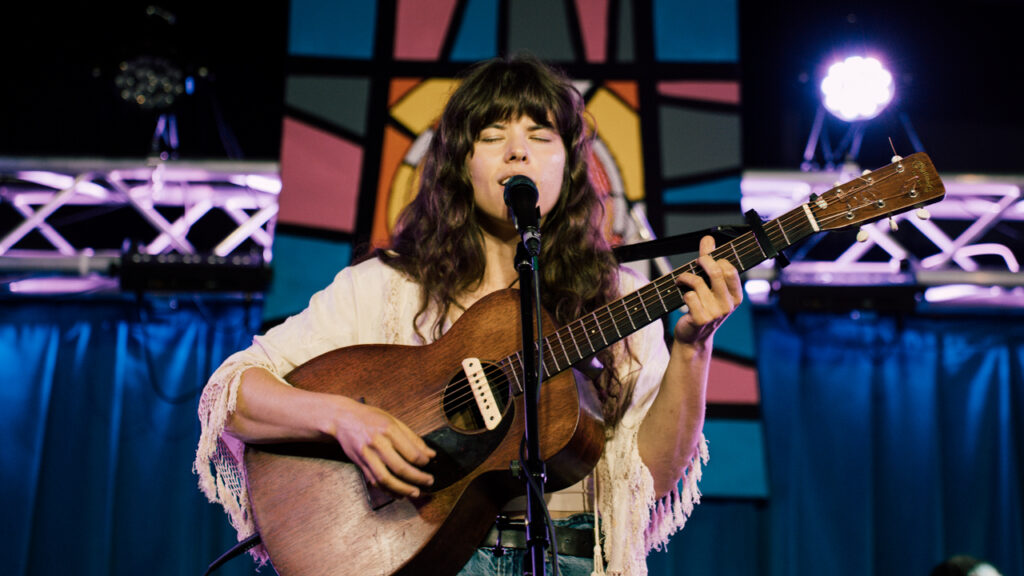 Emily Hines Live at WNXP - WNXP 91.1 FM